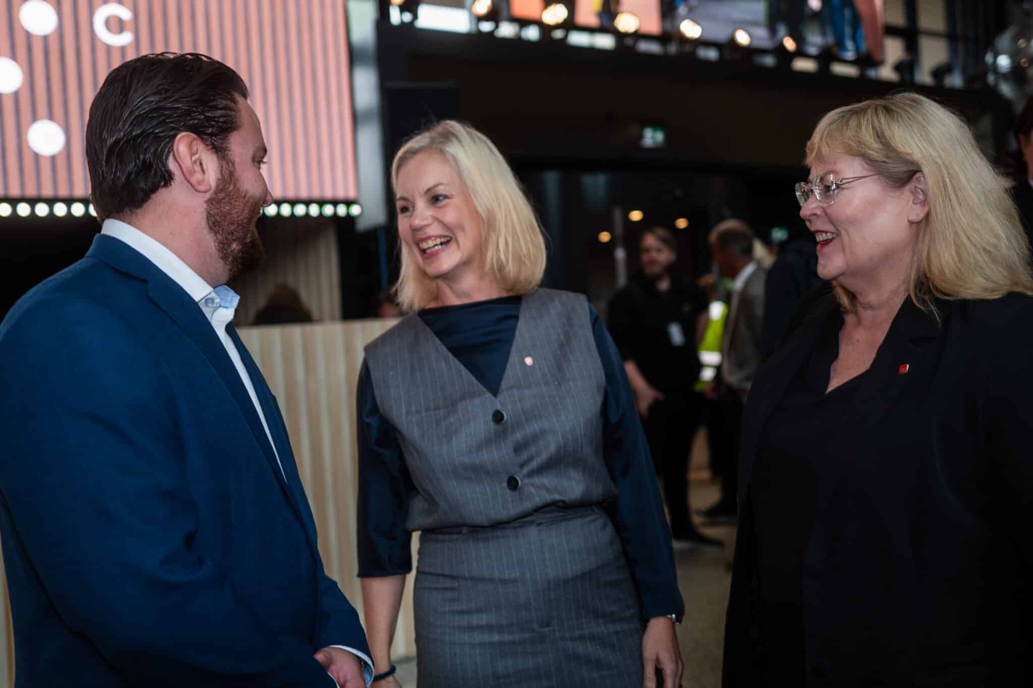 Regjeringen vil ha 900 nye fagskoleplasser i 2026 - Styrke